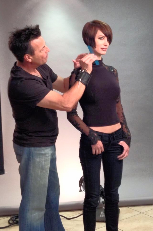 Leonard Castro @ Platino Salon Suites In Newport Beach CA | Vagaro